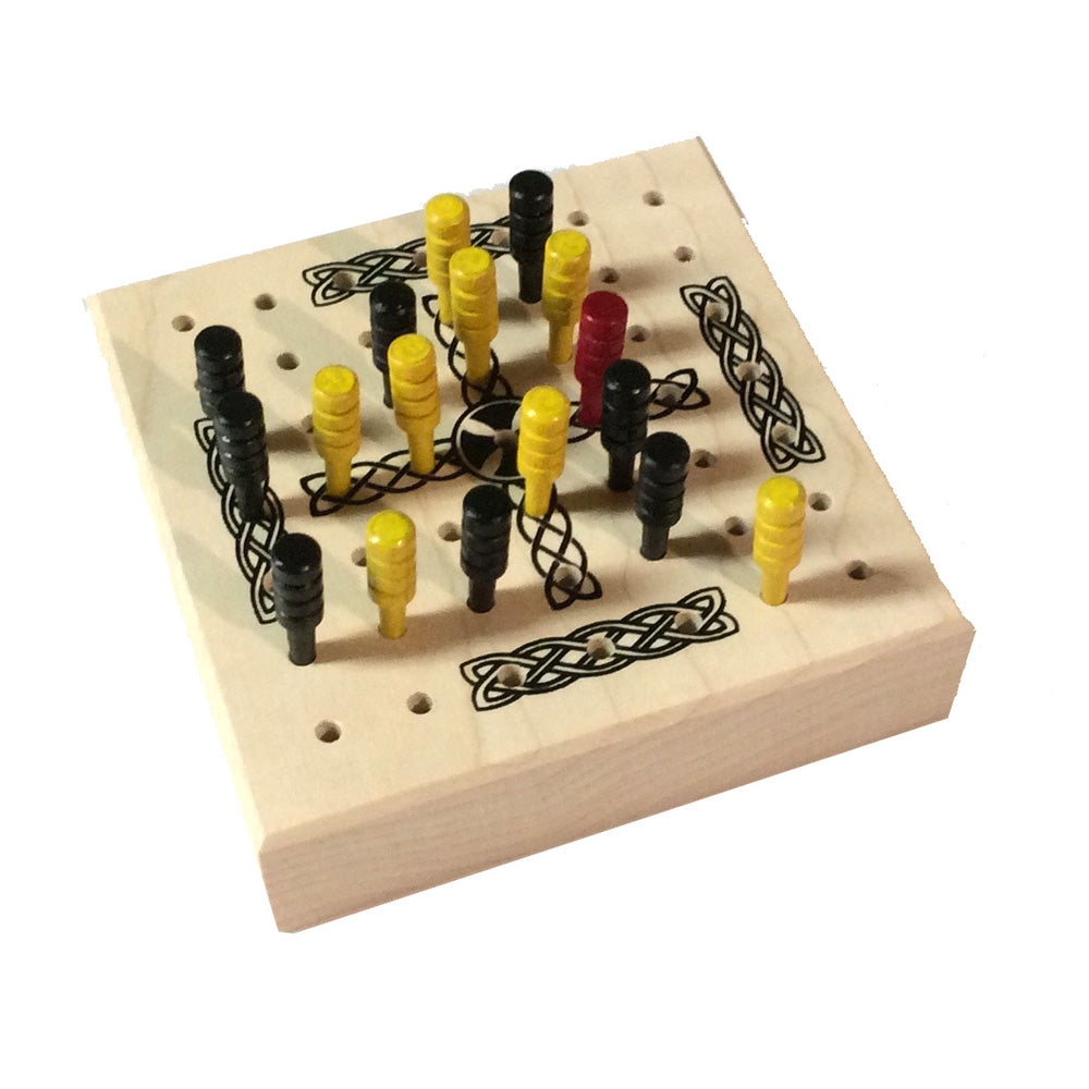 brandubh tabletop peg game – Red Hen Toys